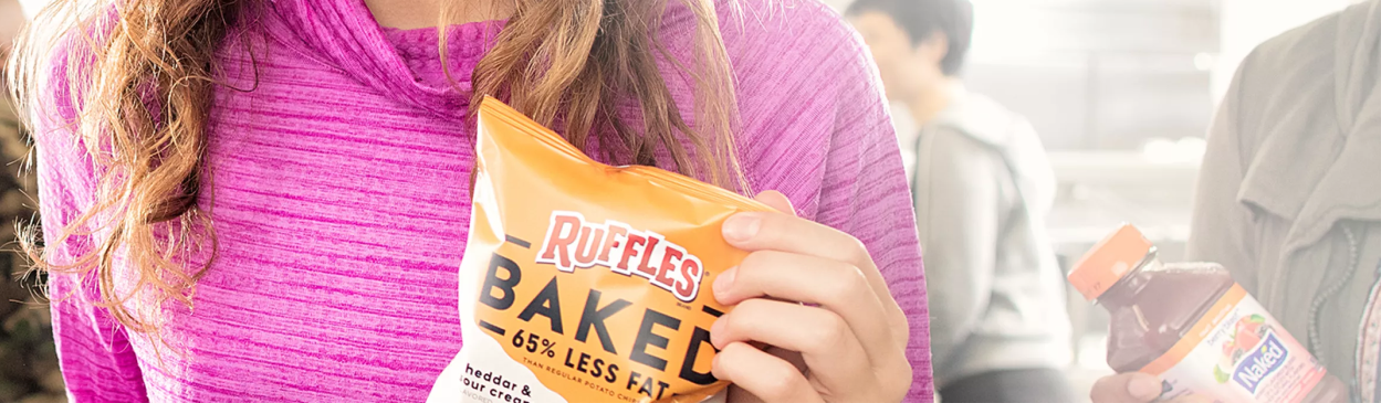Ruffles® Baked Cheddar & Sour Cream Flavored Potato Crisps - .8oz ...
